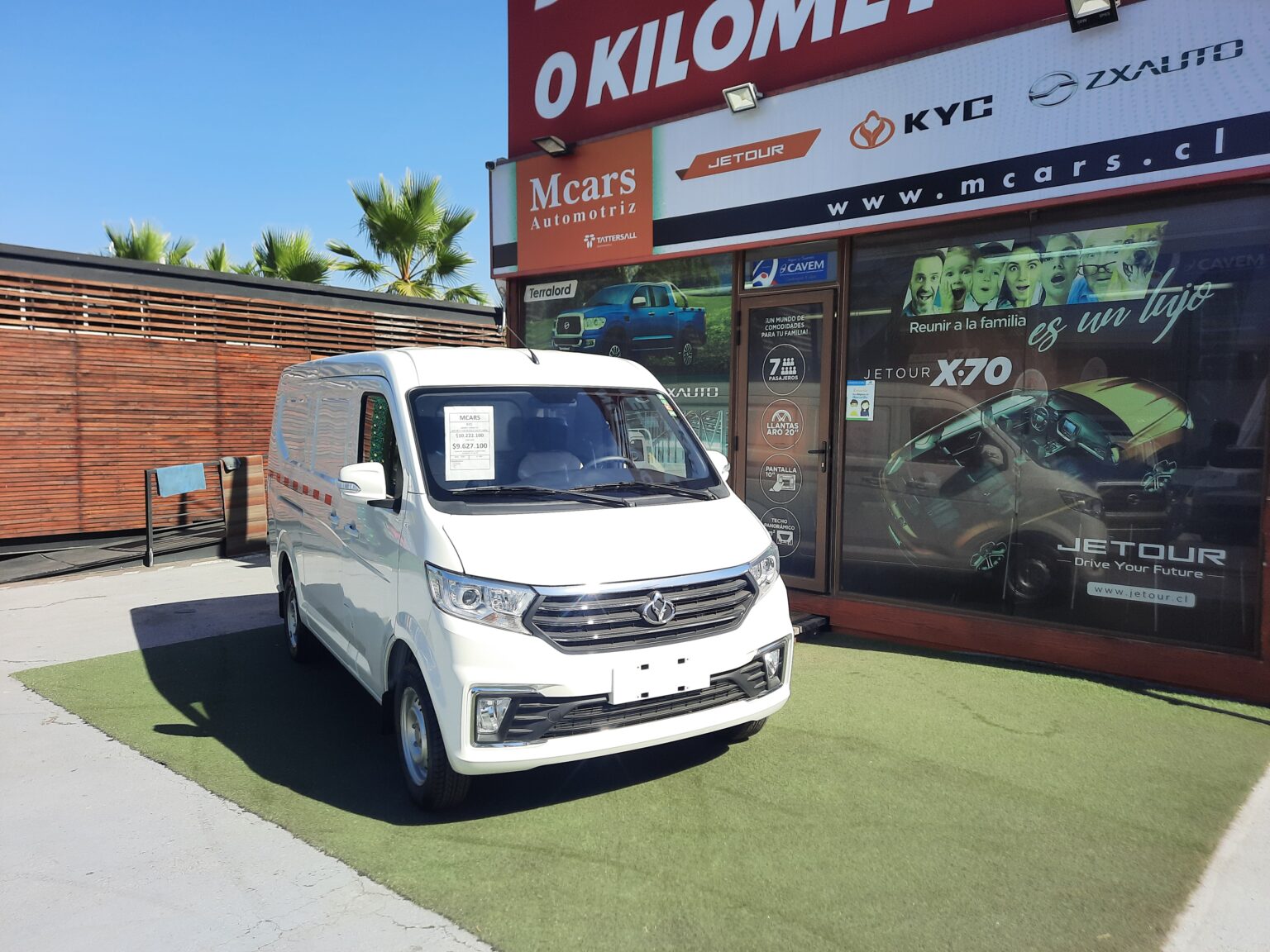 KYC MAMUT CARGO VAN 2026 - MCars Automotriz